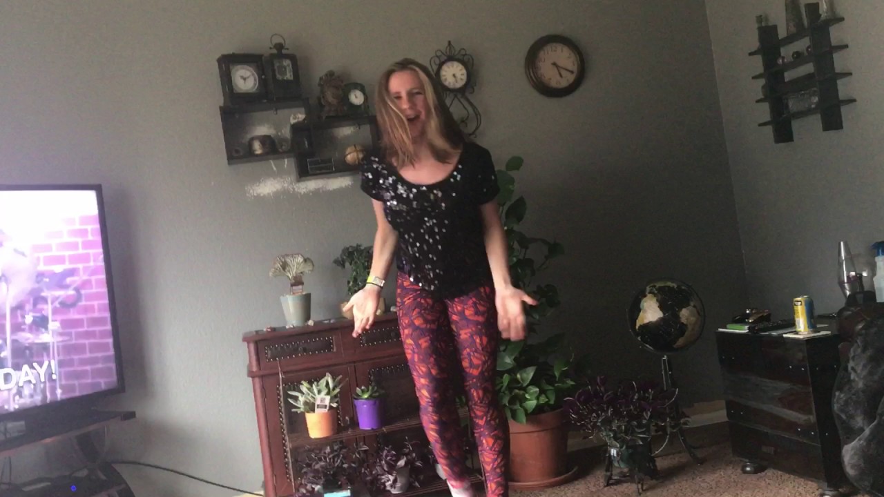 mom yells at kids for doing screamo - YouTube