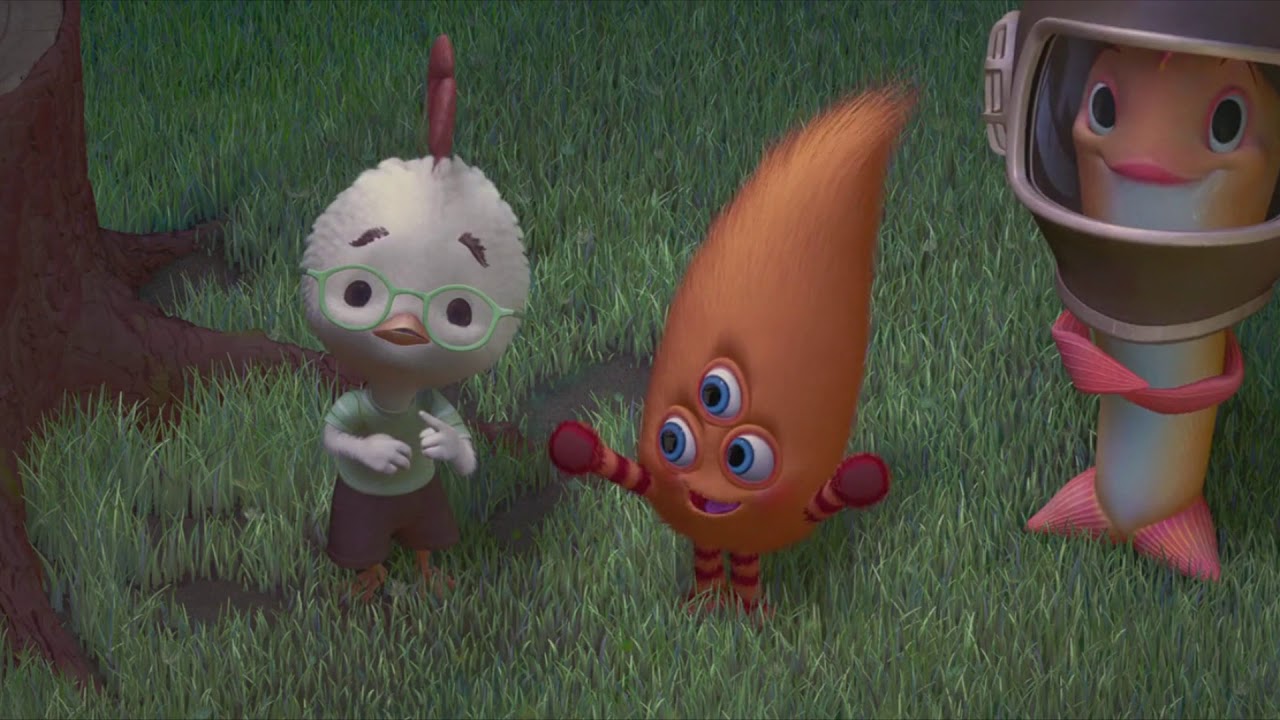 Alien Scene - YouTube