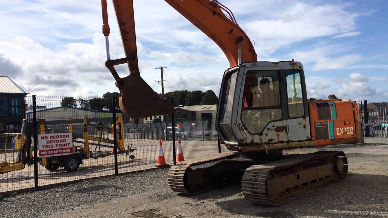 HITACHI EX 120-2 12 TON EXCAVATOR - YouTube