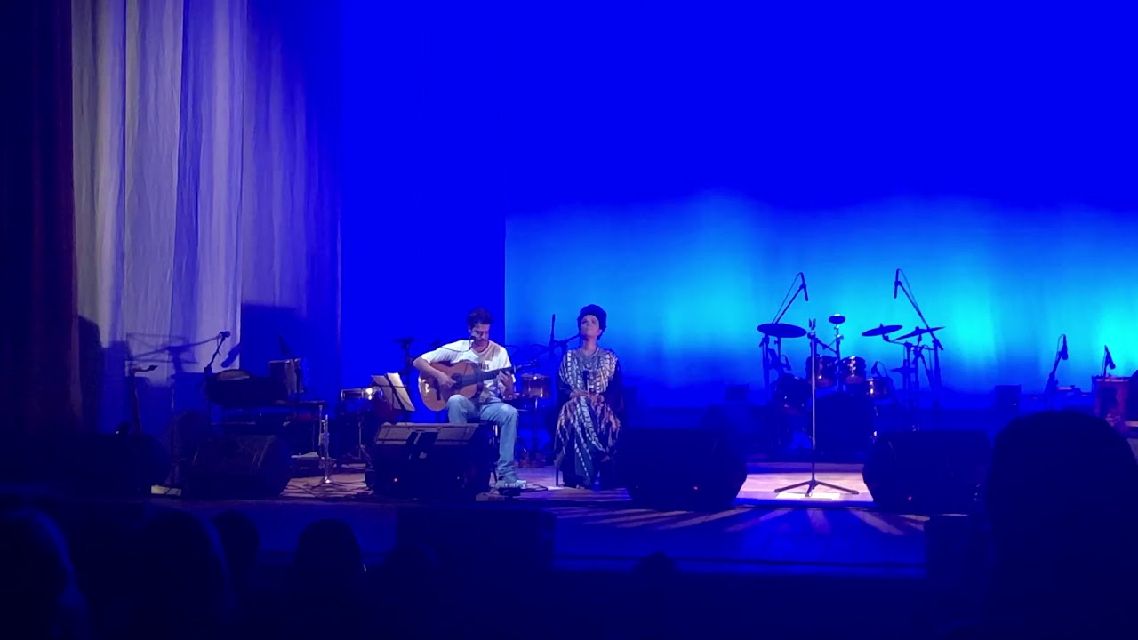 Manu Dias: Novo Viver - YouTube