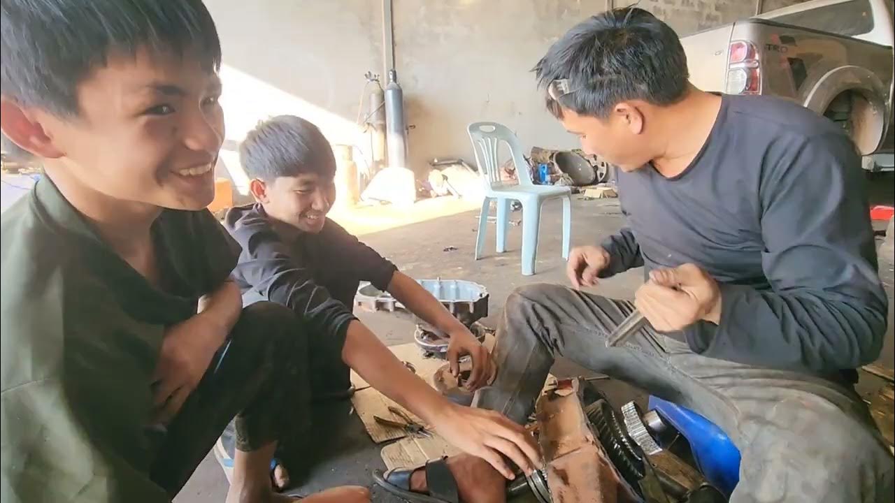 kham moua 2b tug tub pib tau hawj lwm lawm 2025 - YouTube