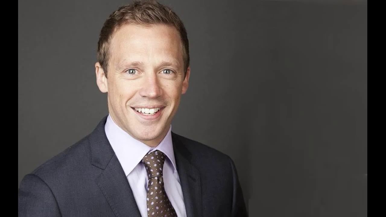 Liam McHugh Interview on 92.5 KVPI - YouTube