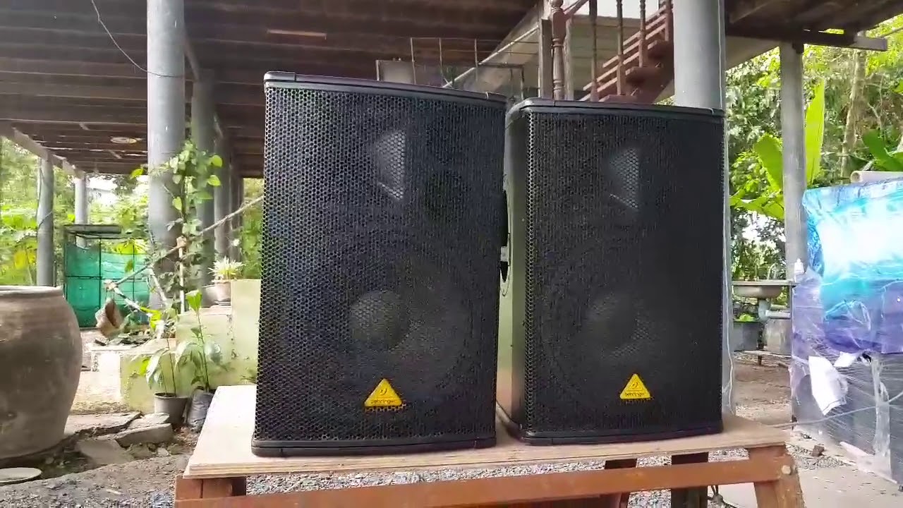 เทส Behringer B-1520 PRO ตู้ลำโพง Professional 1,200-Watt 15" PA - YouTube