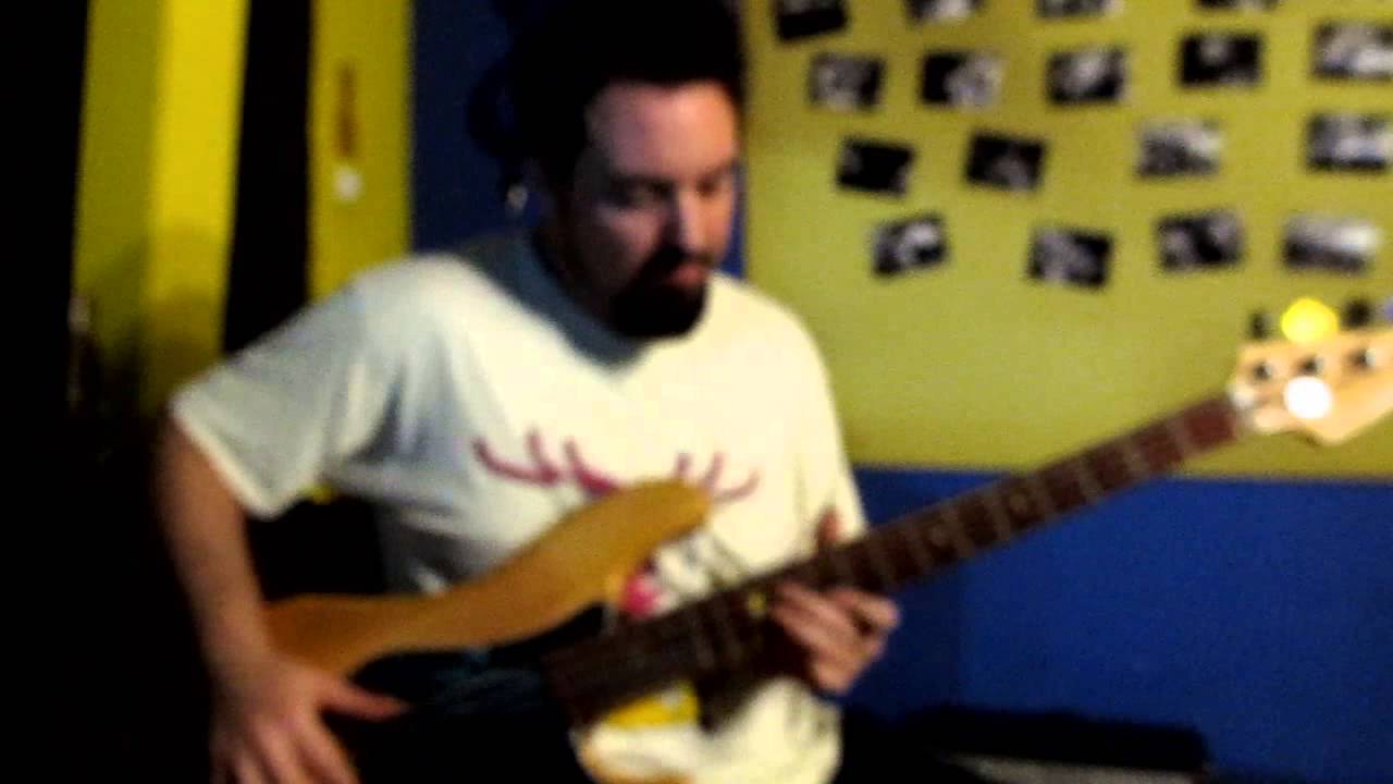 Orfeus! Old precision bass restored - YouTube