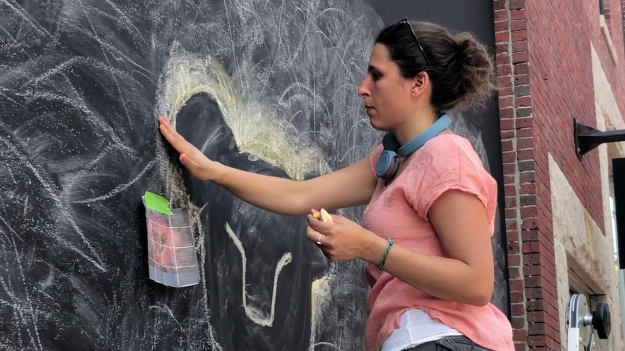 A little time-lapse of a big chalk - YouTube