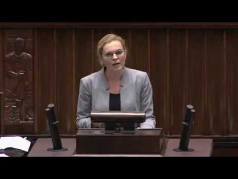 B. Nowacka: Ludzie idąc do sądu będą się bali, że sądy będą niezawisłe ...