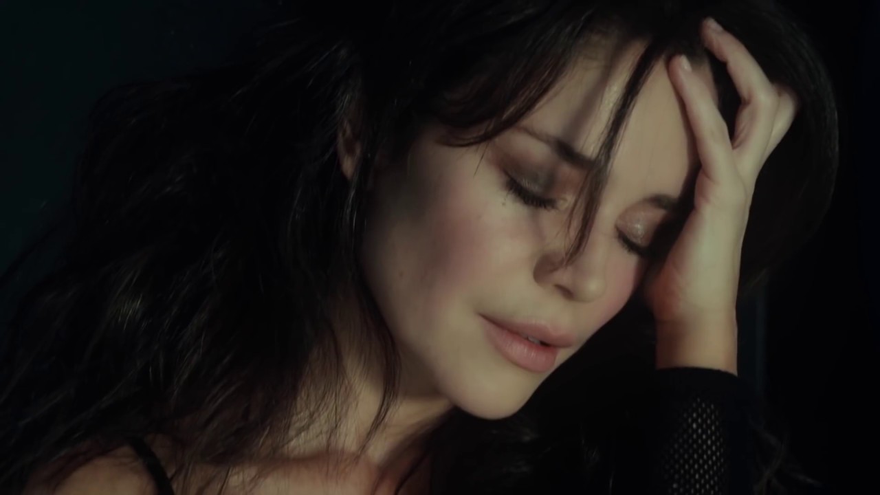 Flora Martínez - You Belong To My Heart - Solamente Una Vez (Flores ...