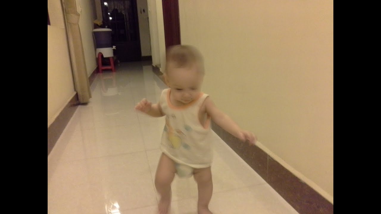 Baby Dante running around being destructive. - YouTube