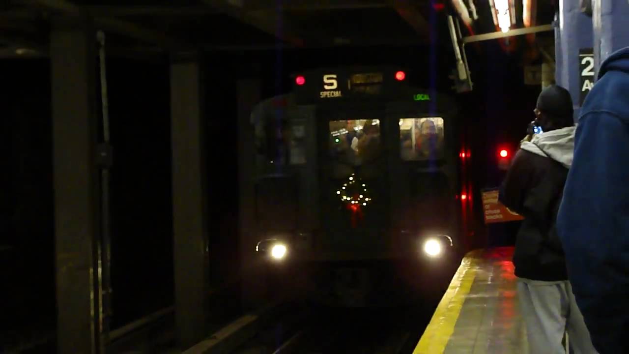 Special! : Nostalgia Train Of R1/R9 Cars On The V Line @ Lower East ...