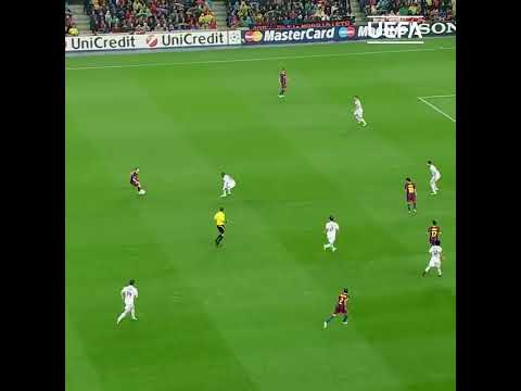 Andrés Iniesta İnanılmaz top oyunu⚽️