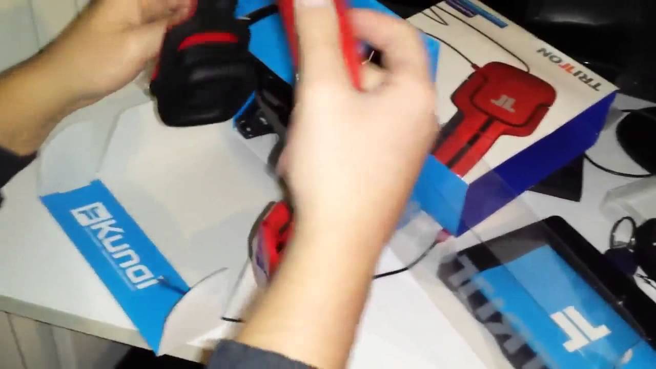 Unboxing cuffie Tritton Kunai rosse By TheNerdGamer - YouTube