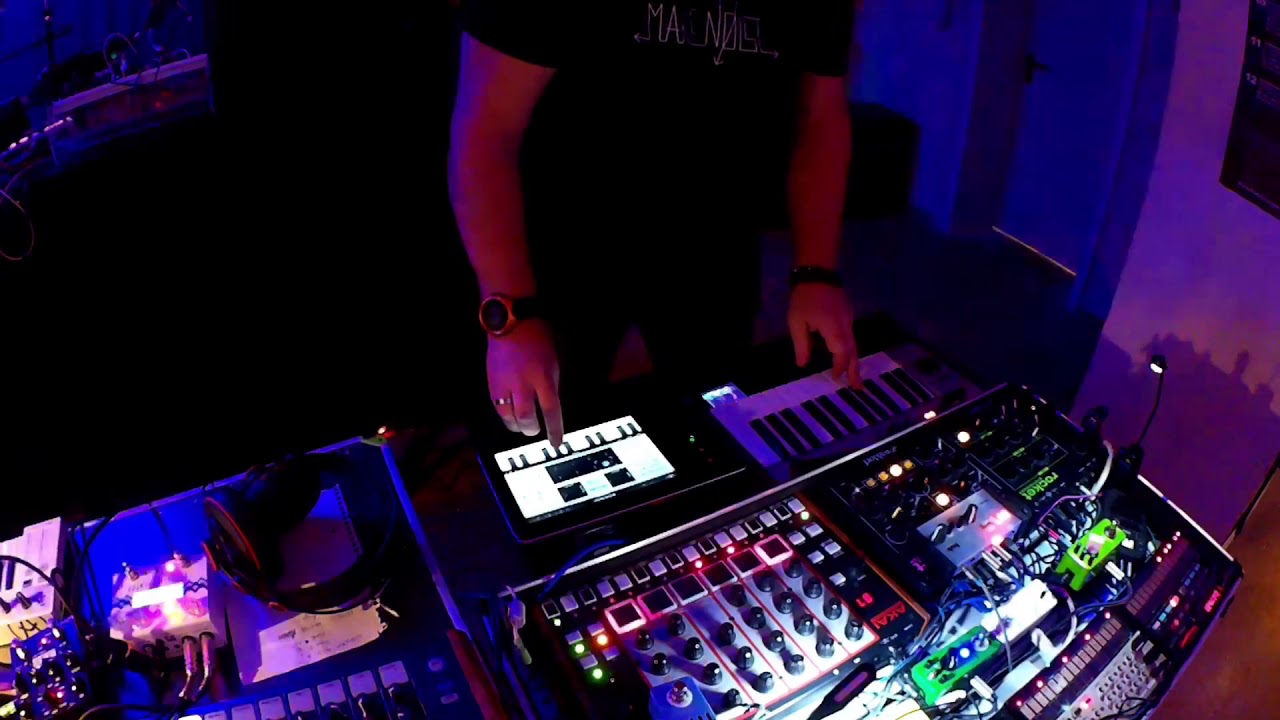 Mini Synth Live Jam: Volca FM/Keys/Mix, Waldorf Rocket/Streichfett ...