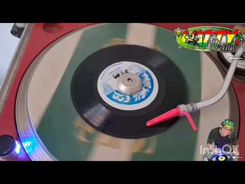 The Morwells – Bit By Bit (Morwells esq)