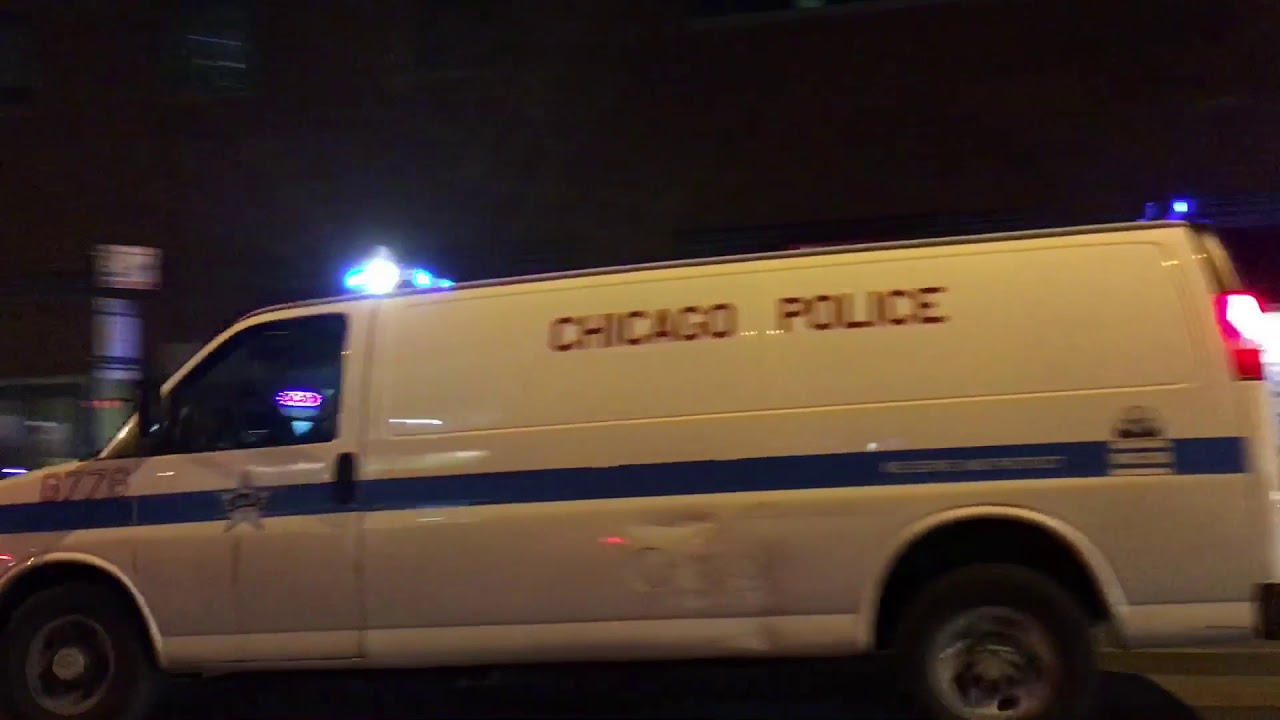 Chicago Police Department Van Responding 4-21-18 - YouTube