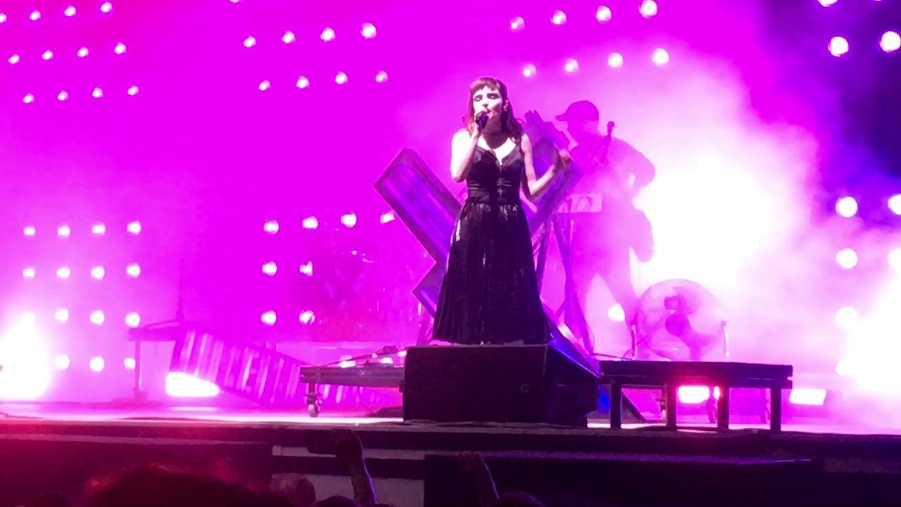 Chvrches - Forever - YouTube
