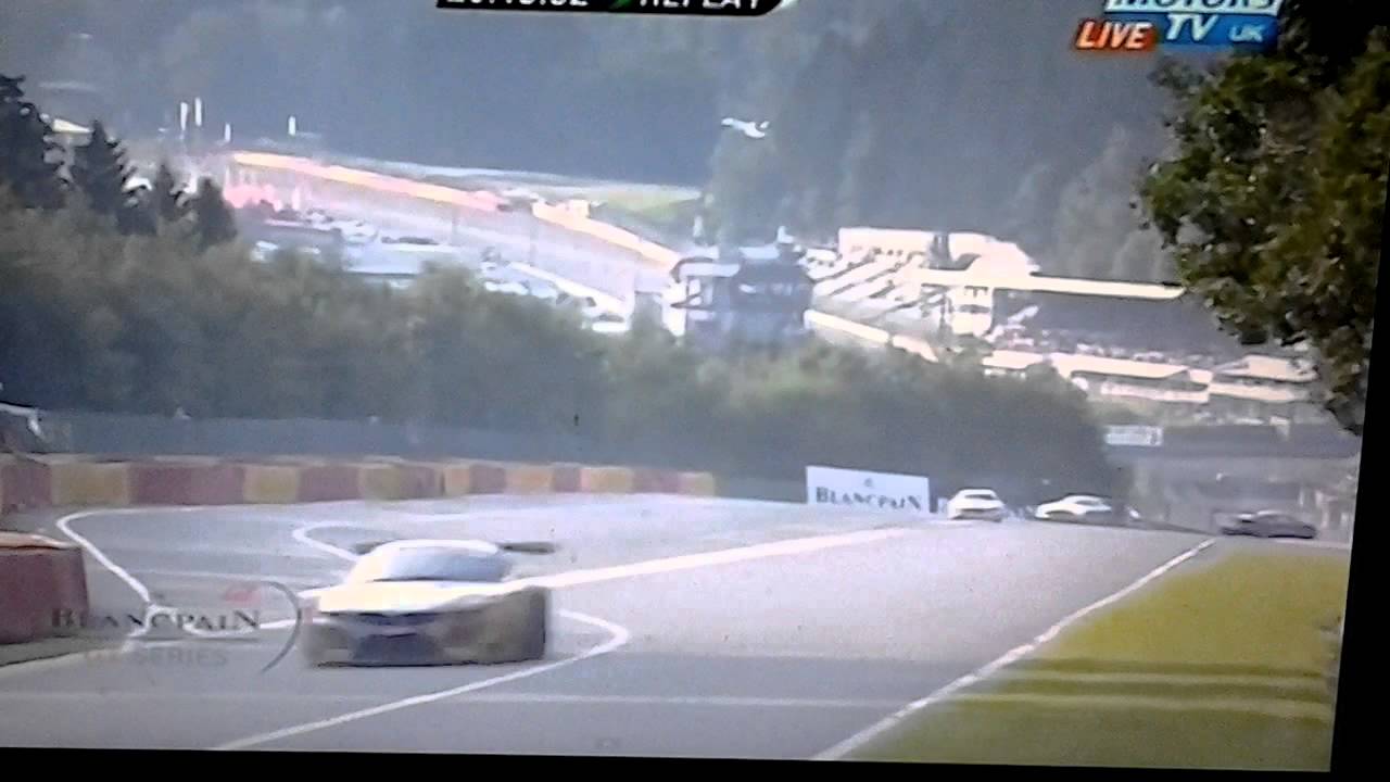 Crash in spa francorchamps - YouTube