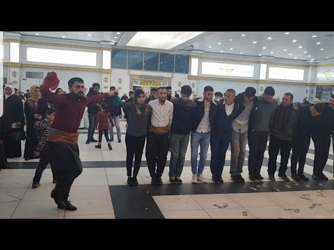 DİYARBAKIR HALAYI BAGLAMACI MEHMET COBAN CALIYOR GOVENDGER OLCAY VE ...