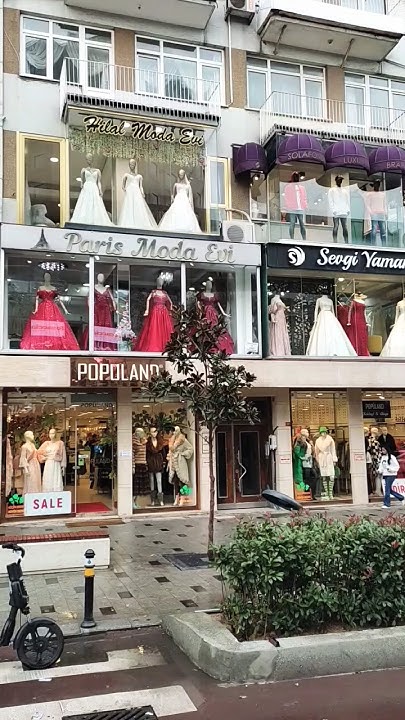 Свадебные платья в три этажа #travel #turkey #турция #wedding - YouTube