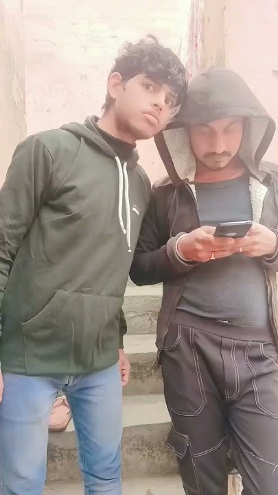 #kitni mst dance kr rahi hai. Bhai#trending - YouTube