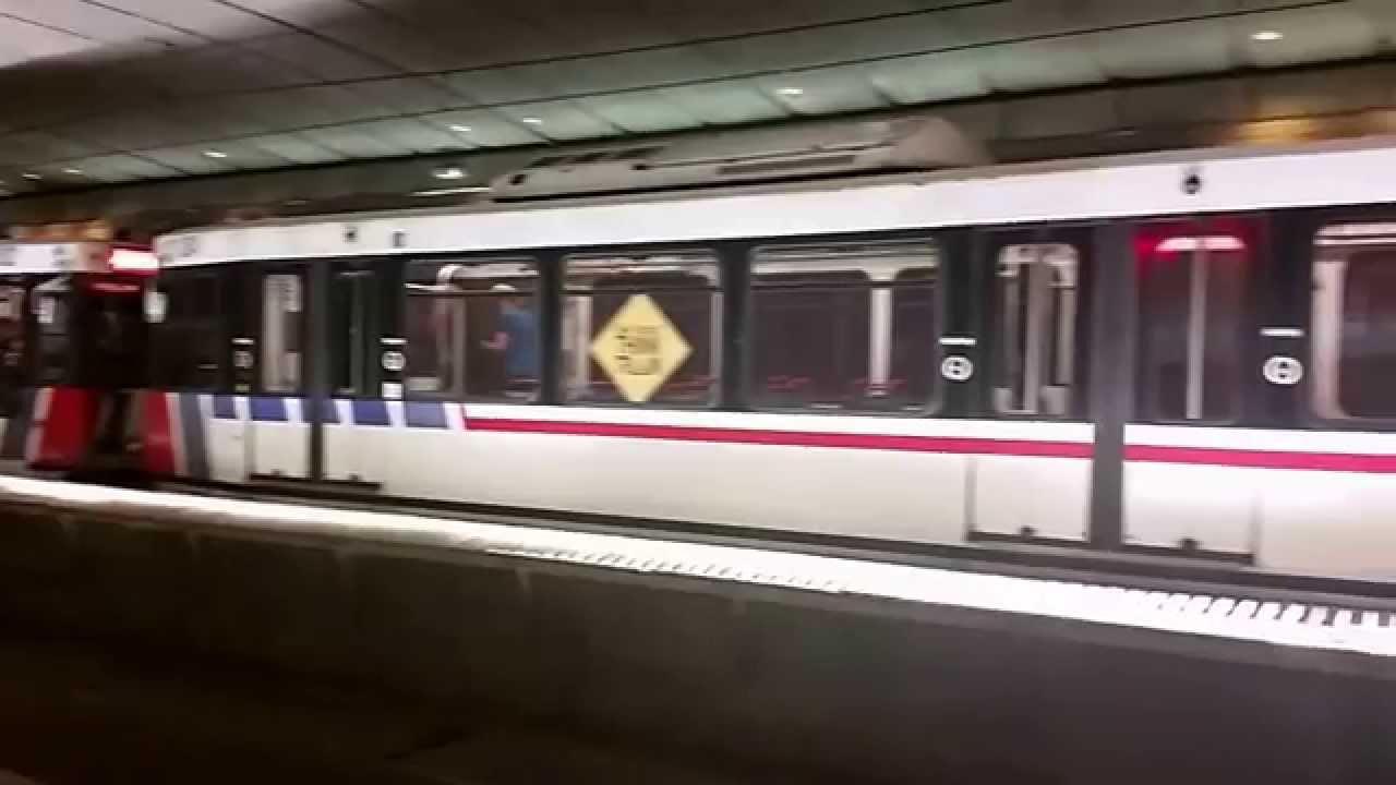 St. Louis MetroLink Light Rail - YouTube