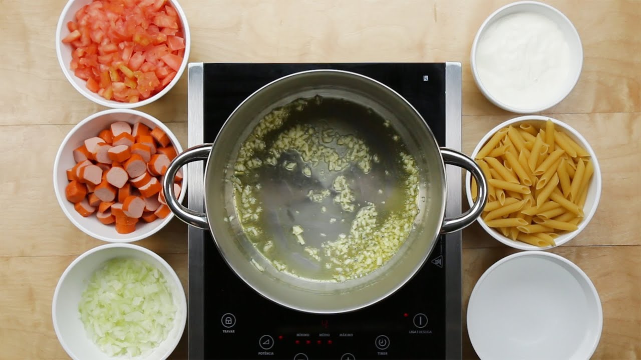 One-Pot Hot Dog Pasta - YouTube