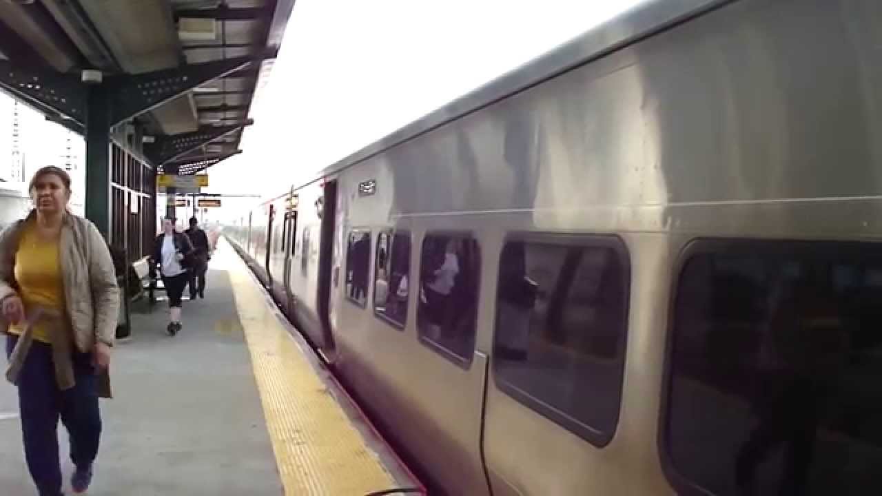 MTA Long Island Rail Road : Woodside Station - YouTube