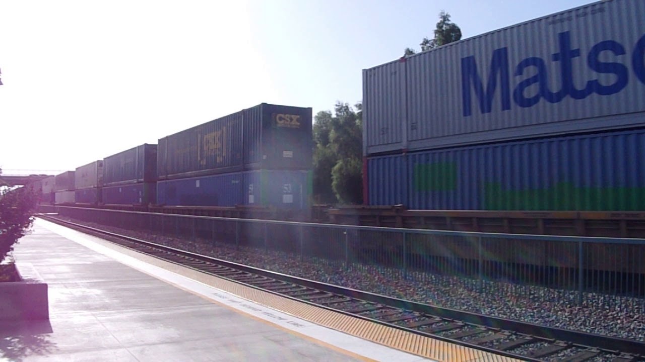 BNSF 8385 EB Double Stack Intermodal Train (W/ 2 NS Engines Trailing ...