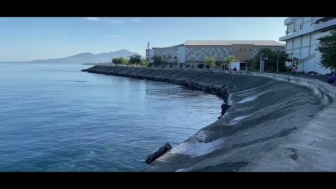 Four point Sheraton hotel Manado Indonesia - YouTube