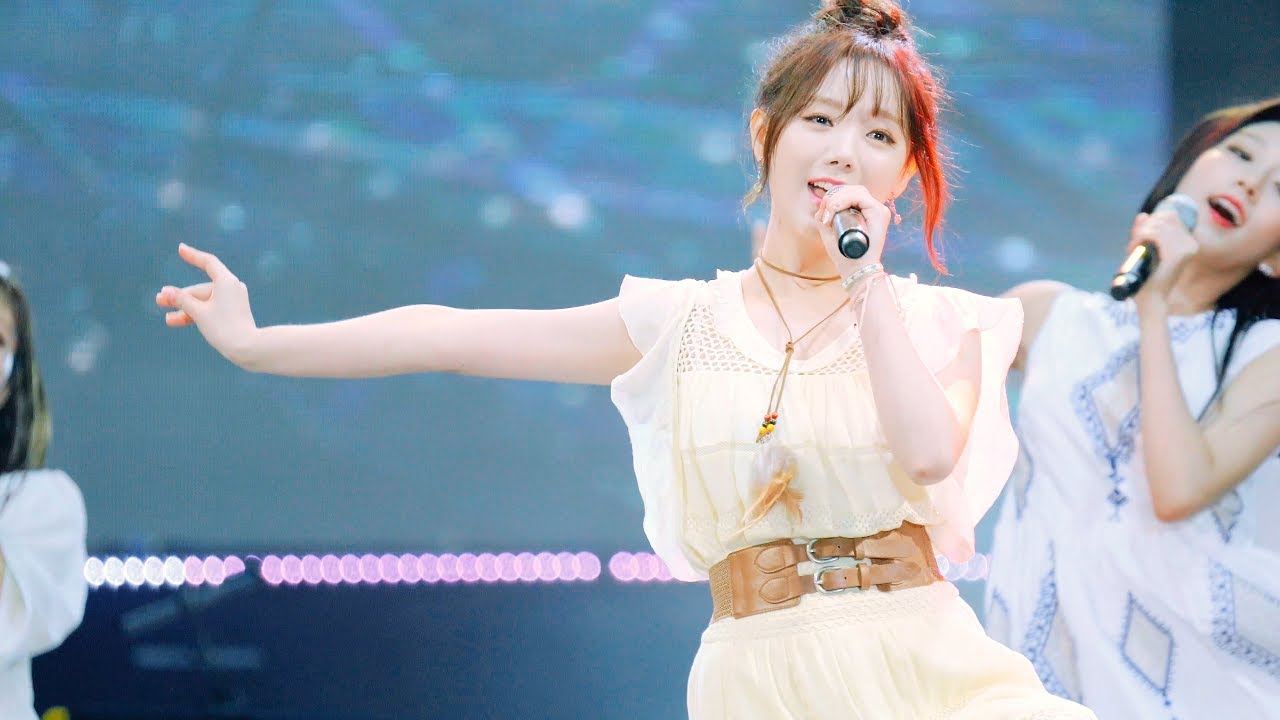 멤버들 드립에 빵터진 지애 + Ah Choo(아츄) 러블리즈 (Lovelyz)@170826 영동 추풍령가요제 [4k Fancam ...