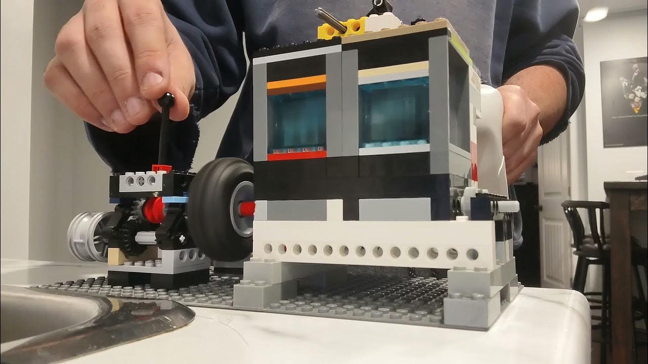 Lego 2 Cylinder Vacuum Engine - YouTube
