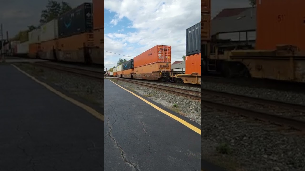 CSXT CW44AC 543 Leading I004-14 With a Amazing Narrow Front K5LA - YouTube