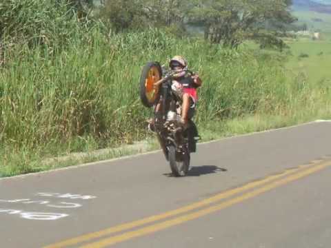 GRAU DE XRE 300 BODE ( Tentando pegar o quadro ) - YouTube