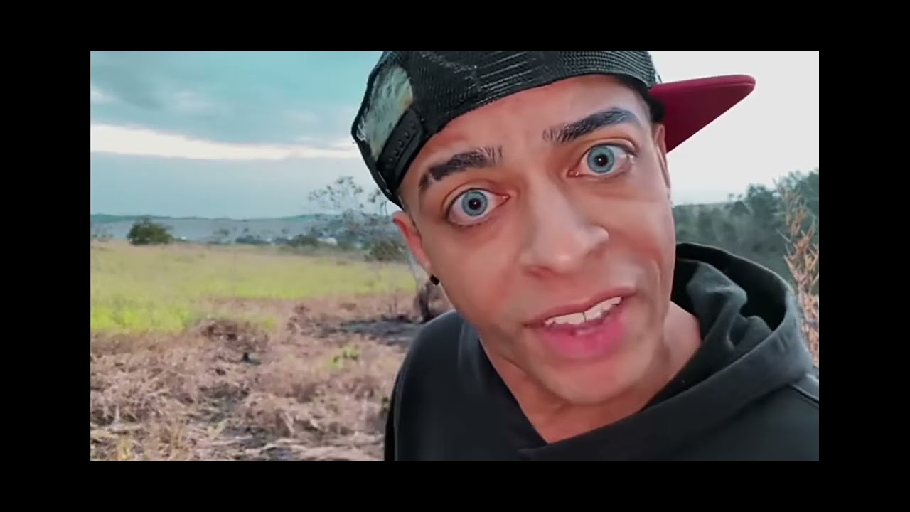 MEME DO EVERSON ZOIO-FALANDO DO LÁZARO - YouTube