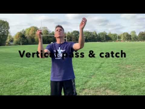 Vertical pass & catch - YouTube