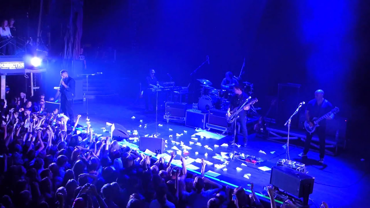 Blue October - Bleed Out (live in Moscow 7 november 2013) - YouTube