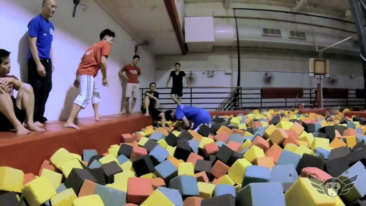 Learn 2 Flip - Parkour Singapore - Back Flip, Front Flip - YouTube