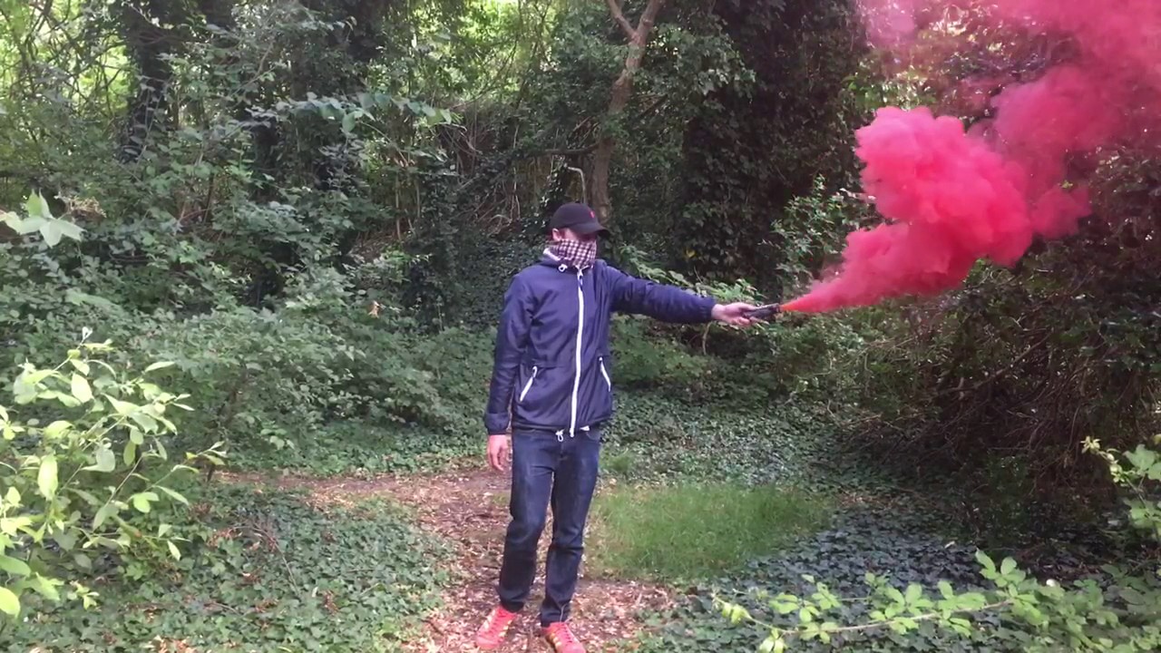 Red wire pull smoke bomb - YouTube
