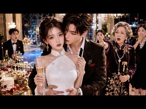 Grandma caught us drunk, forced us to wed—he loved me for years！【Crash Into You】
