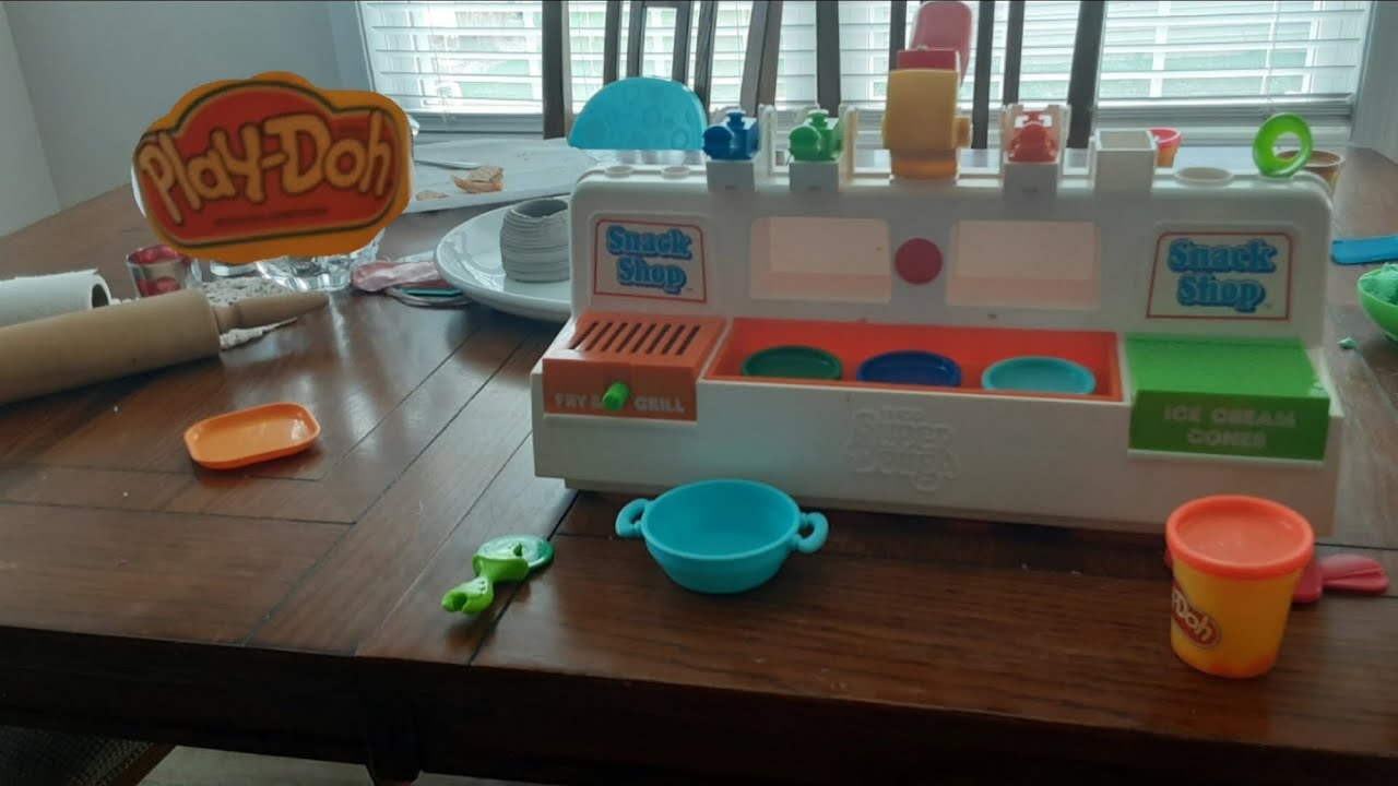 play doh cooking and eating new yummy things - YouTube
