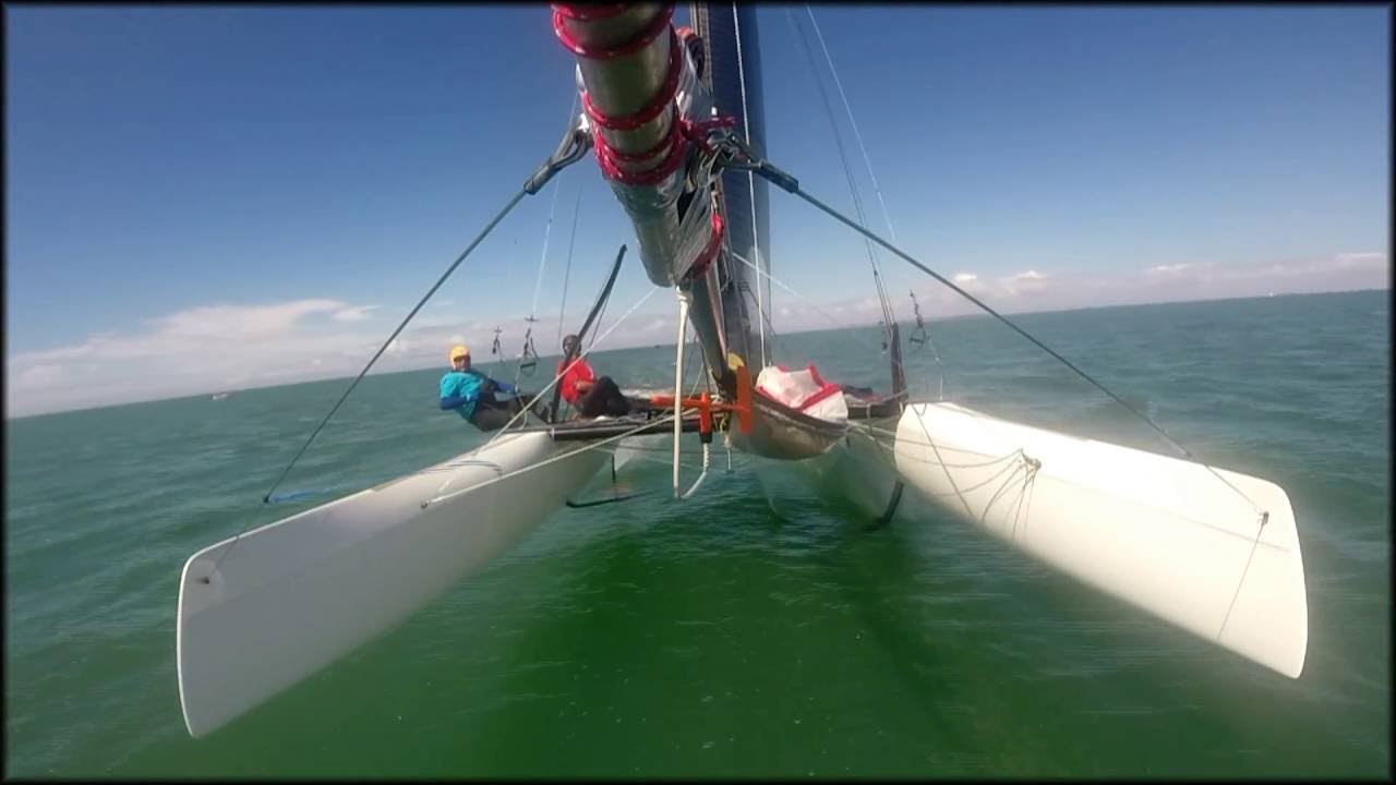 NACRA F20 FCS training La Rochelle - YouTube