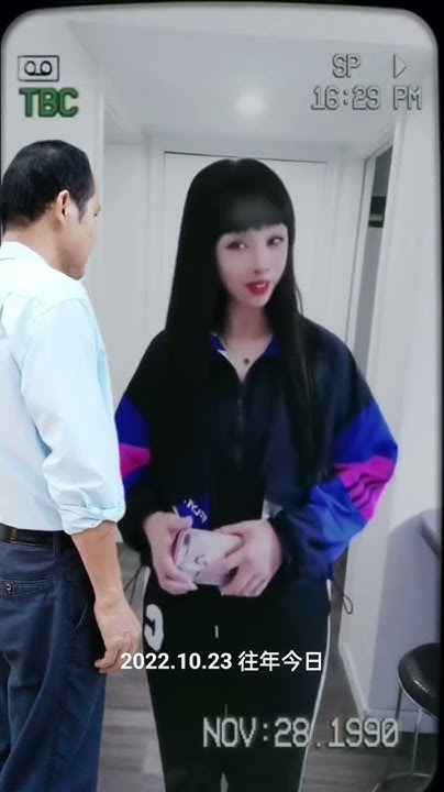 Humorous jokes with beautiful women - YouTube