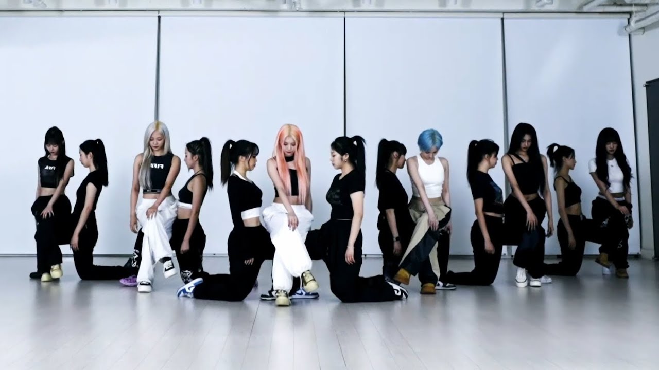 EVERGLOW-SLAY(dance practice mirrored) - YouTube