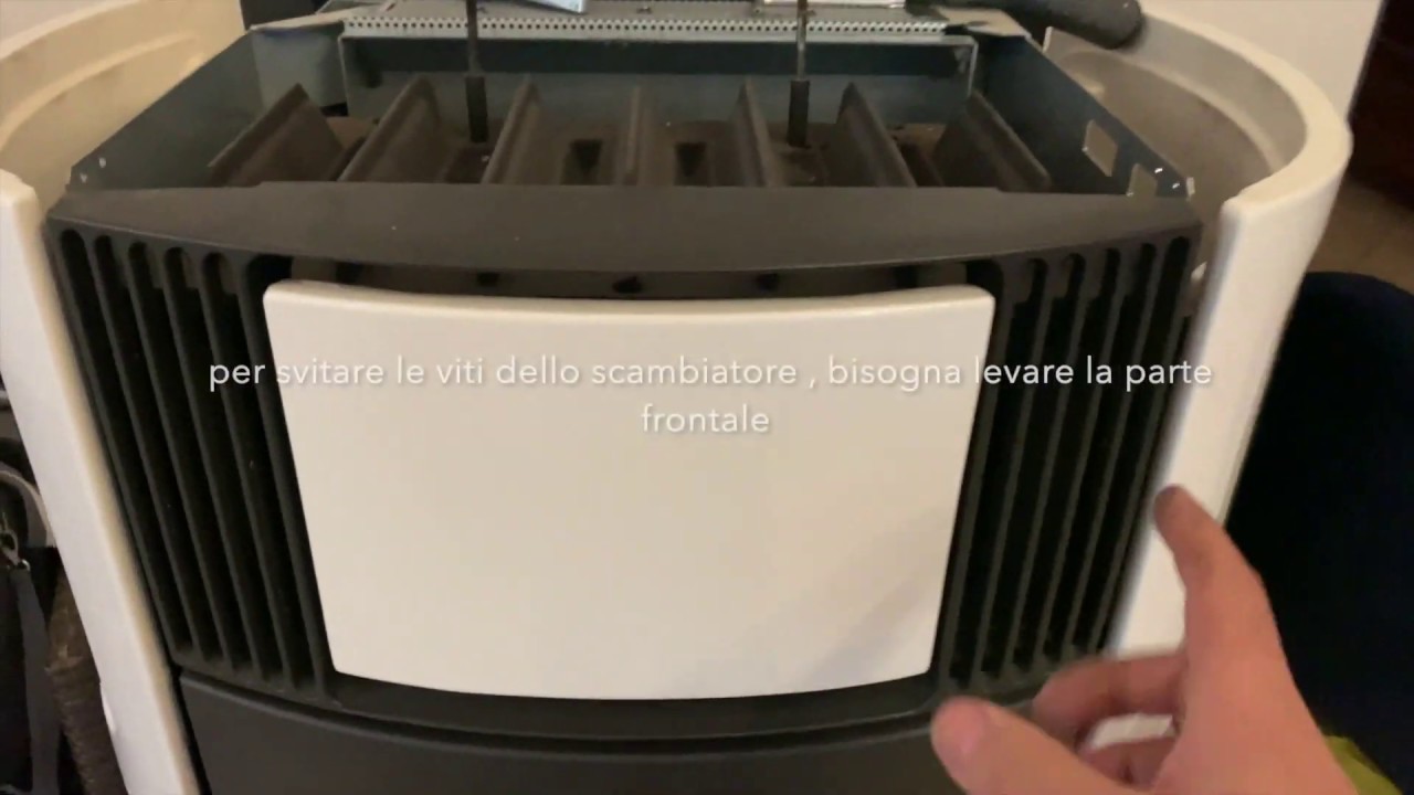 Pulizia Termostufa Iside idro 2.0 nordica extraflame - YouTube