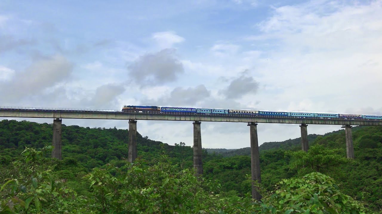 Tallest Rail Bridge in India | PANVAL VIADUCT : Konkan Railways - YouTube