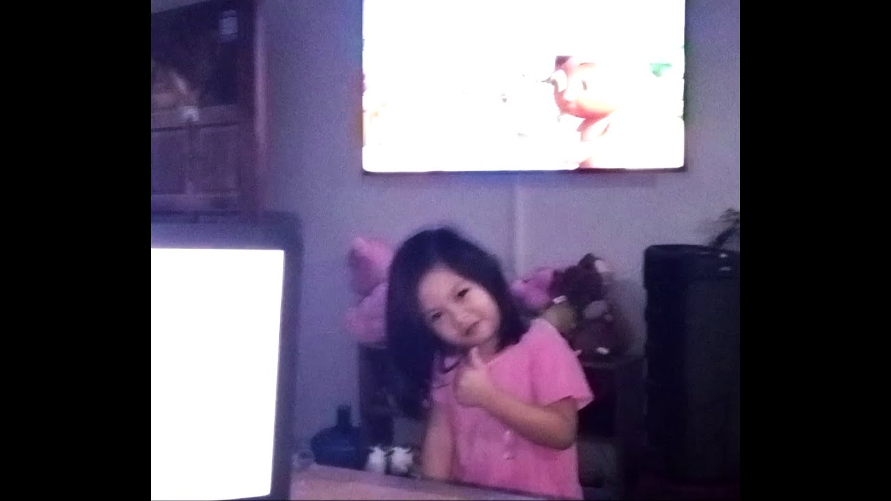 Eating Yummy Pinipig Ice Cream Stick Choco w/ my Granddaughter Unboxing ...