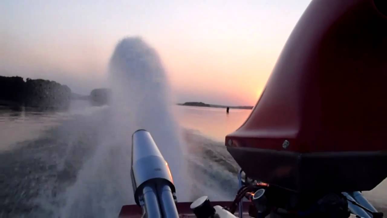 1990 cheyenne tunnel hull jet boat mississippi river - YouTube
