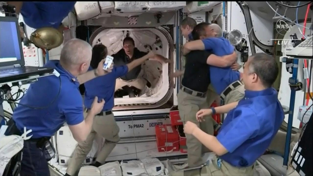 SpaceX: Crew Dragon astronauts enter the ISS | AFP - YouTube