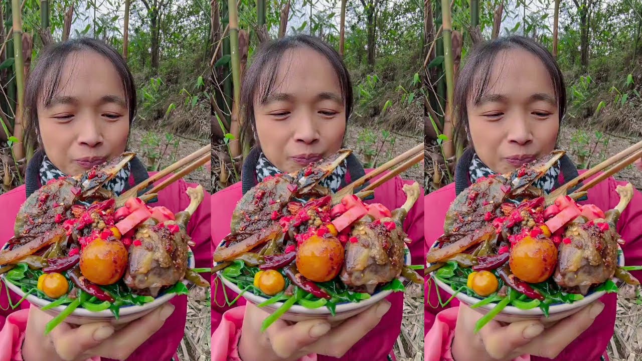 Sister Liu Rural Food Eating Stir-fried Duck Spicy And Vegetables, Home ...