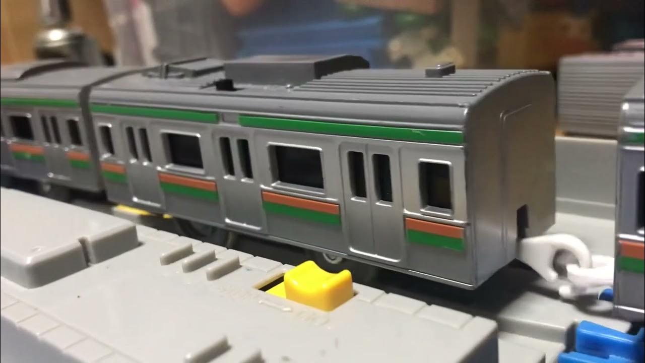 E231系1000番台宮ヤマ U63編成 JR東海道線普通宇都宮行き 藤沢駅発車 - YouTube