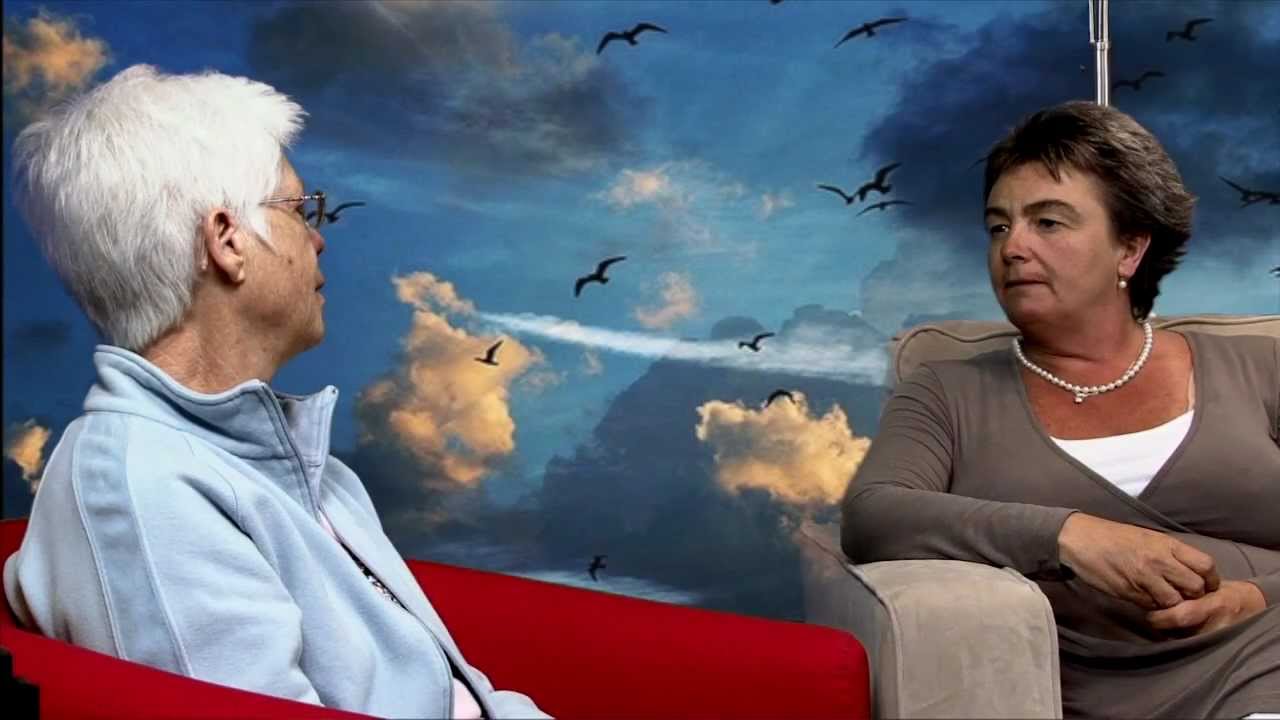 Anna Carol Galloway Interviewed by Lisa Fair - Memorial Day 2012 - YouTube